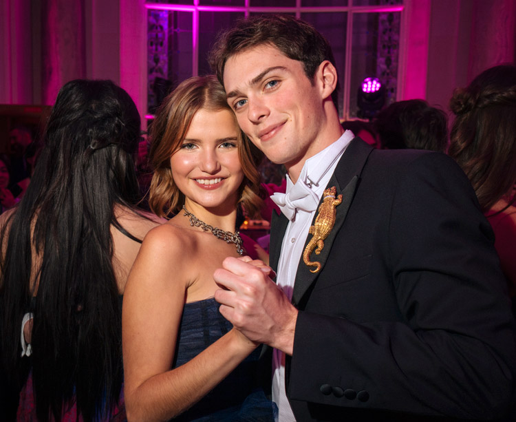 Le Bal des Débutantes in Paris » A modern approach to “Society” | New ...