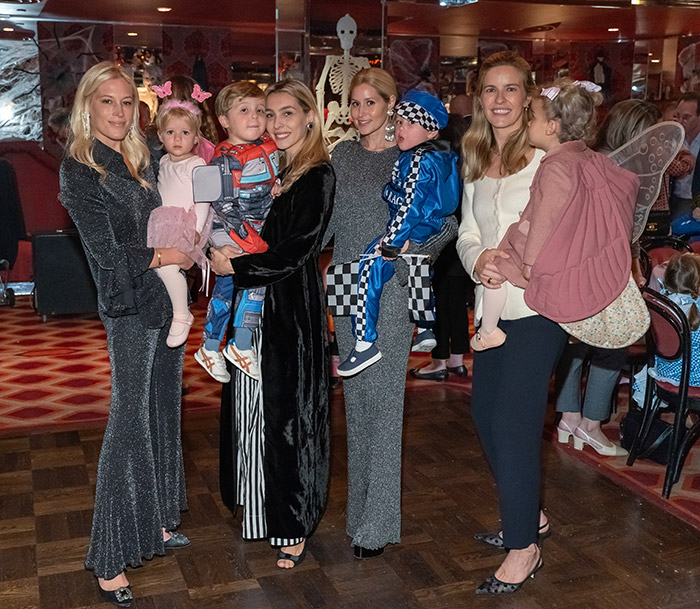 The Doubles Club held its GHOSTIES & GOODIES and SPOOKTACULAR SOIRÉE to ...