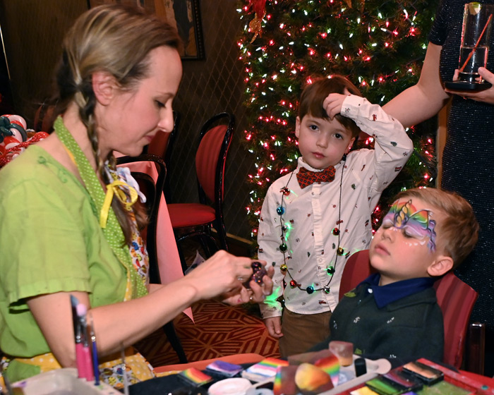 All That Glitters: Doubles Celebrates the Christmas Season | New York ...